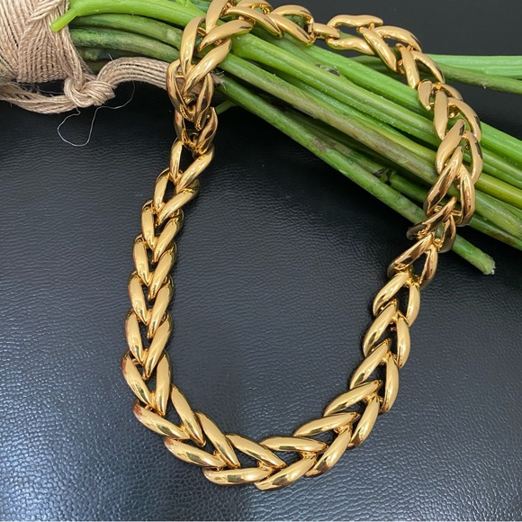 Napier | Jewelry | Vintage Napier Pat 4774749 Gold Link Chain 6 Chunky ...